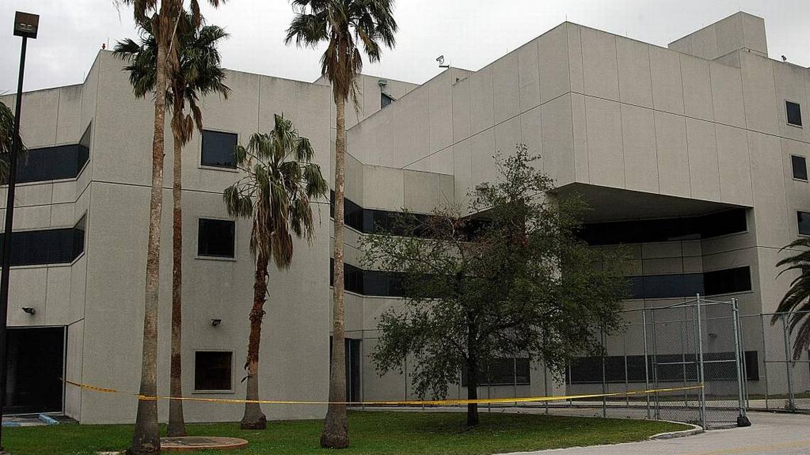 Miami Federal Correctional Institution Chaotic Dublin Prison Closure