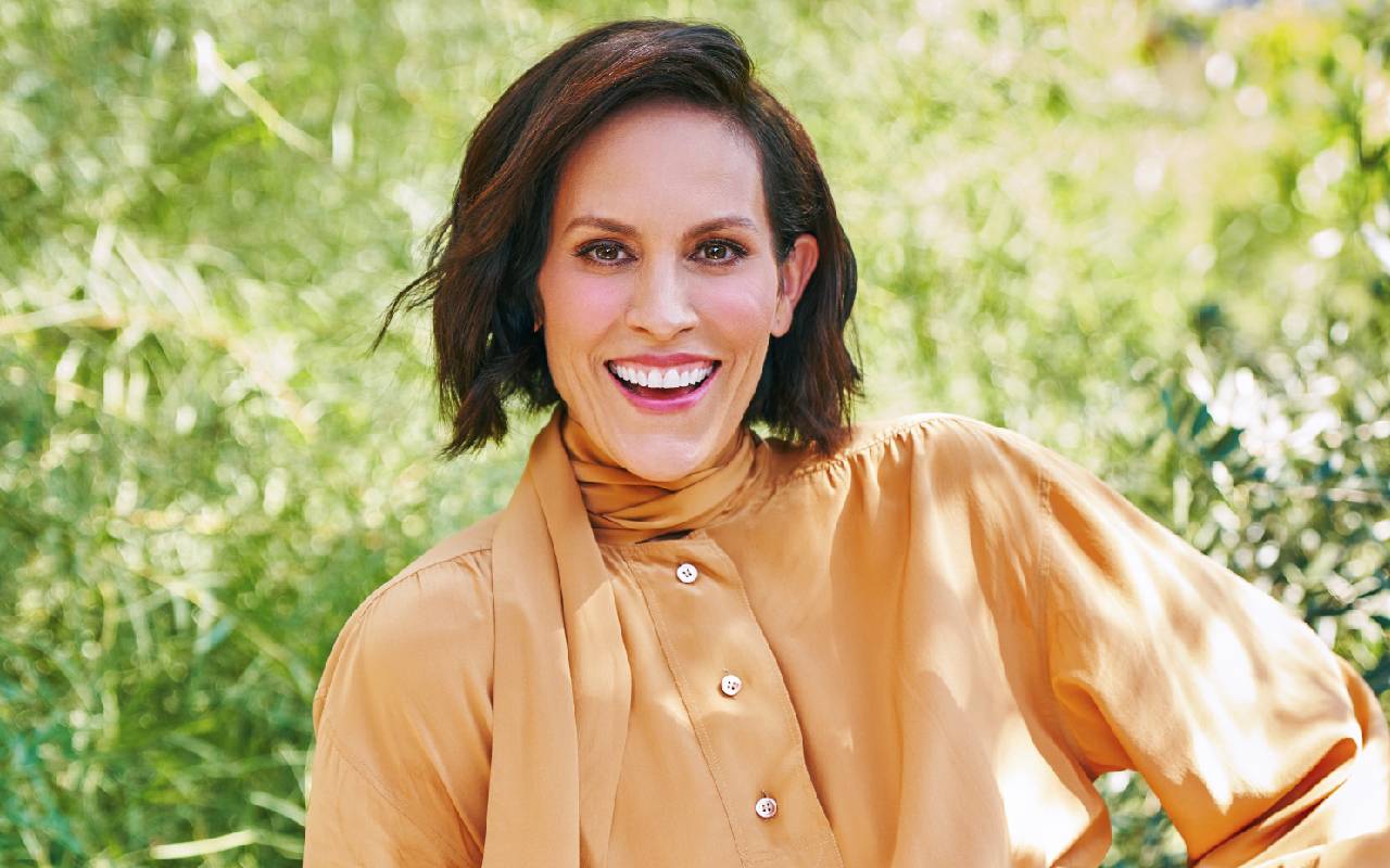 Annabeth Gish Caliente