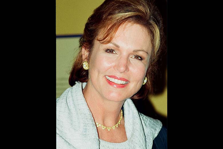 Phyllis George Biography