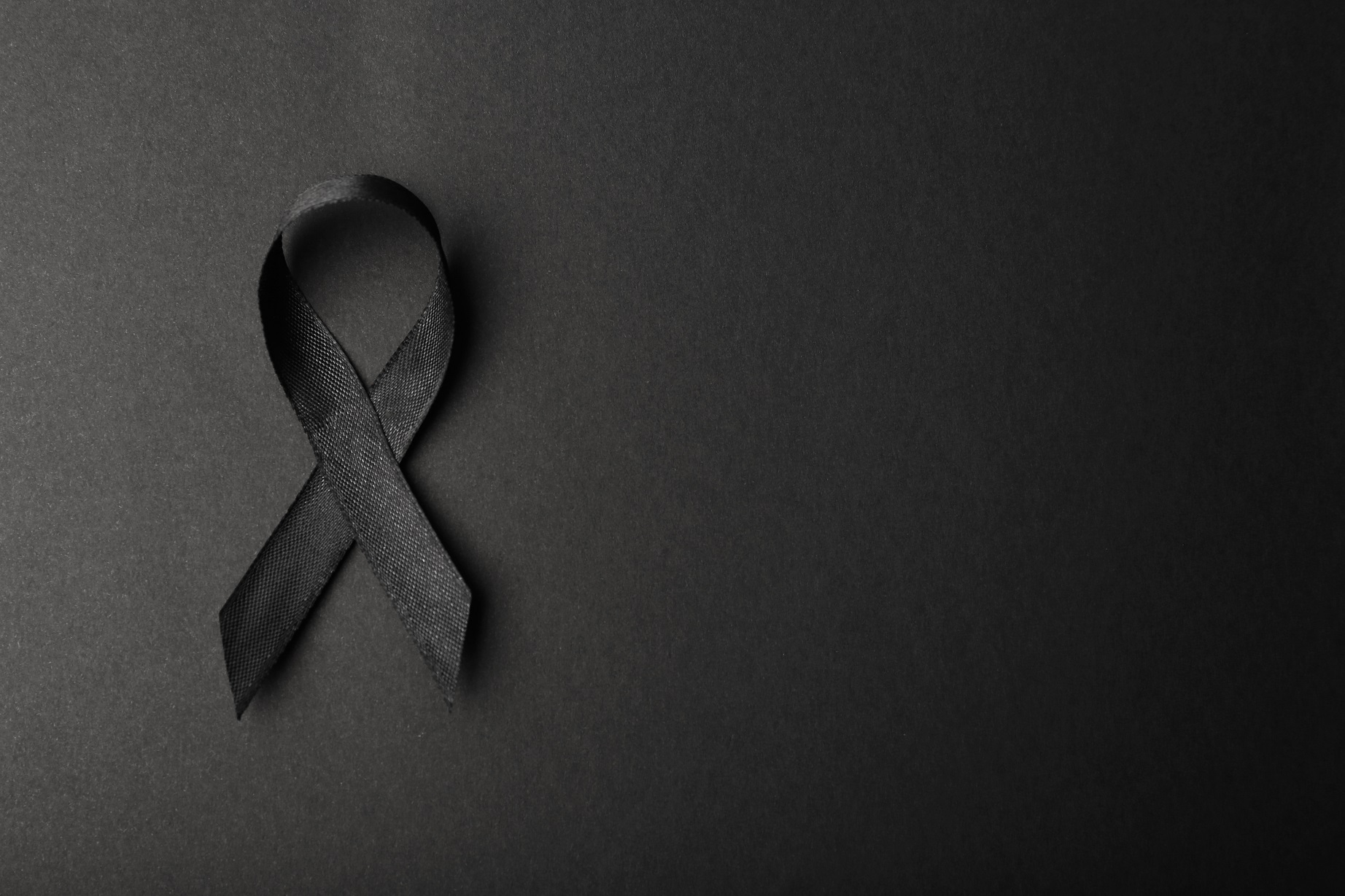 Black Ribbon Rip