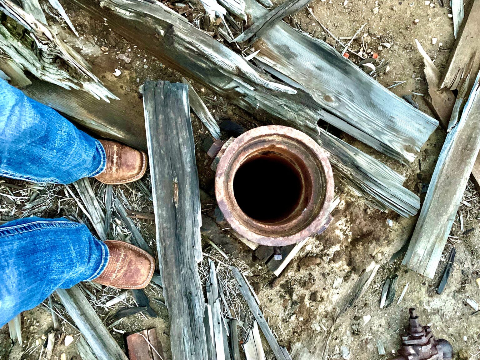 Cleaning Out An Oil Well In The 1800s