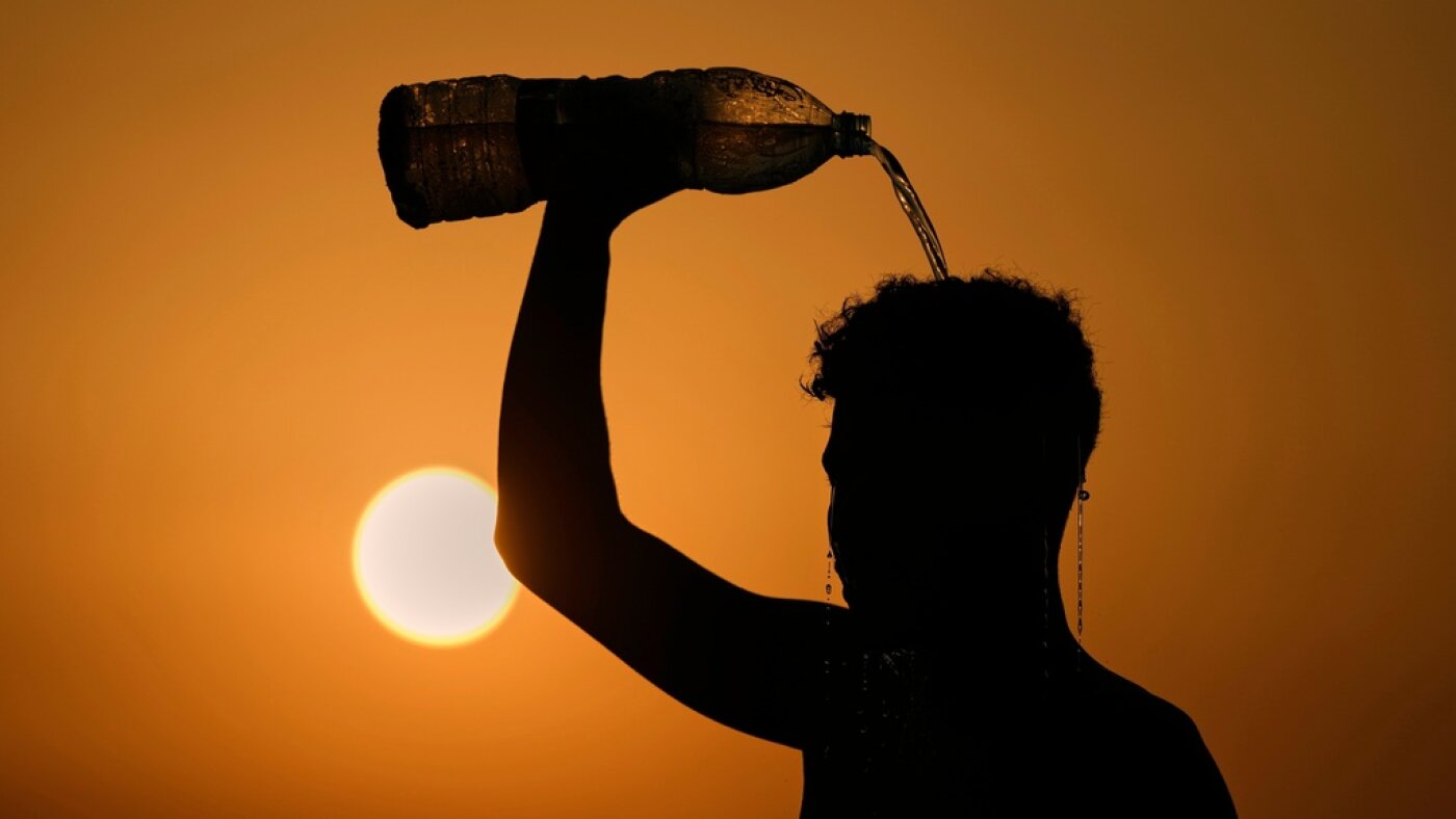 Is global warming speeding up? Scientists call 2025's heat is a ...