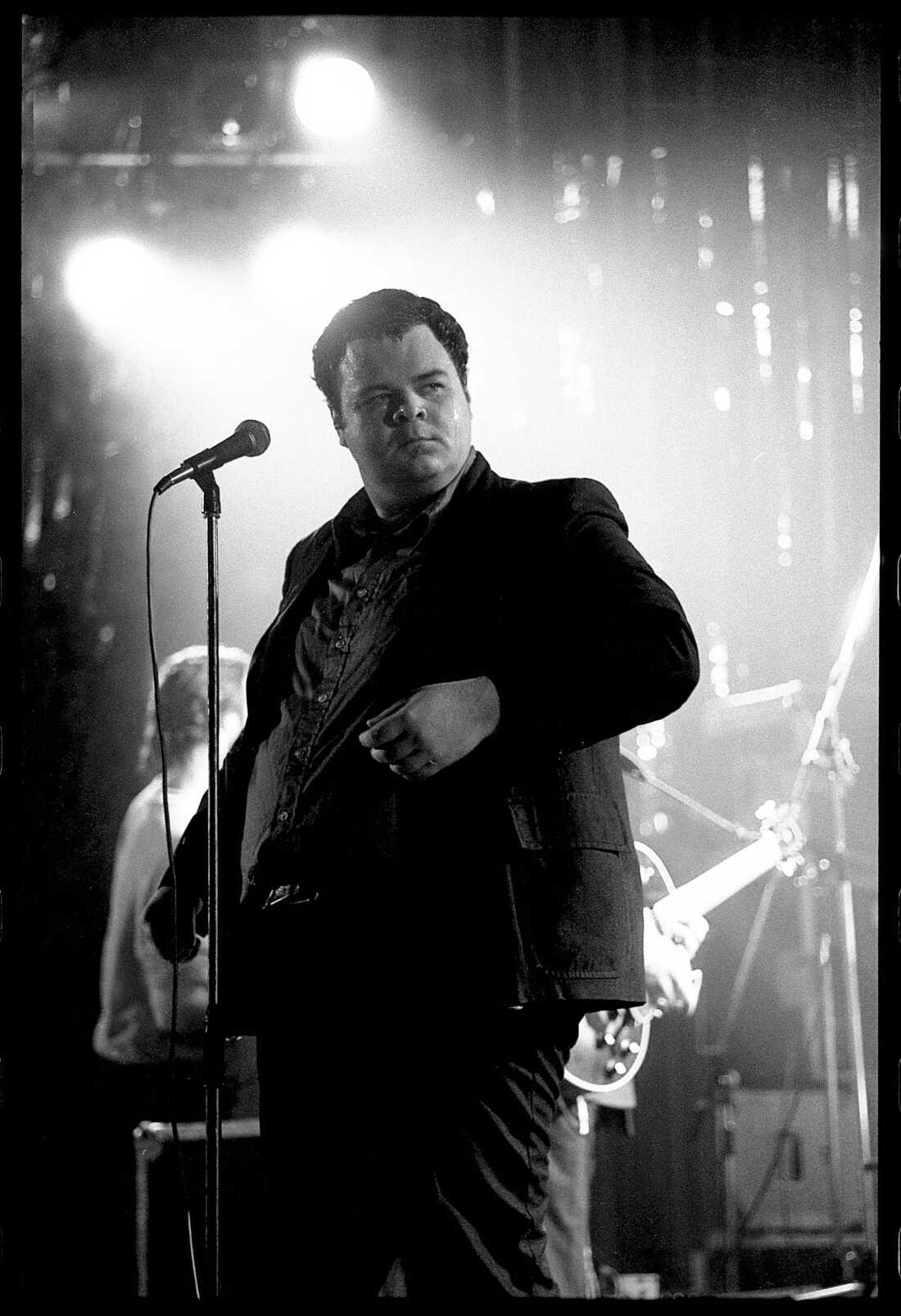 David Thomas, Pere Ubu's defiantly original leader, dies at 71 : NPR