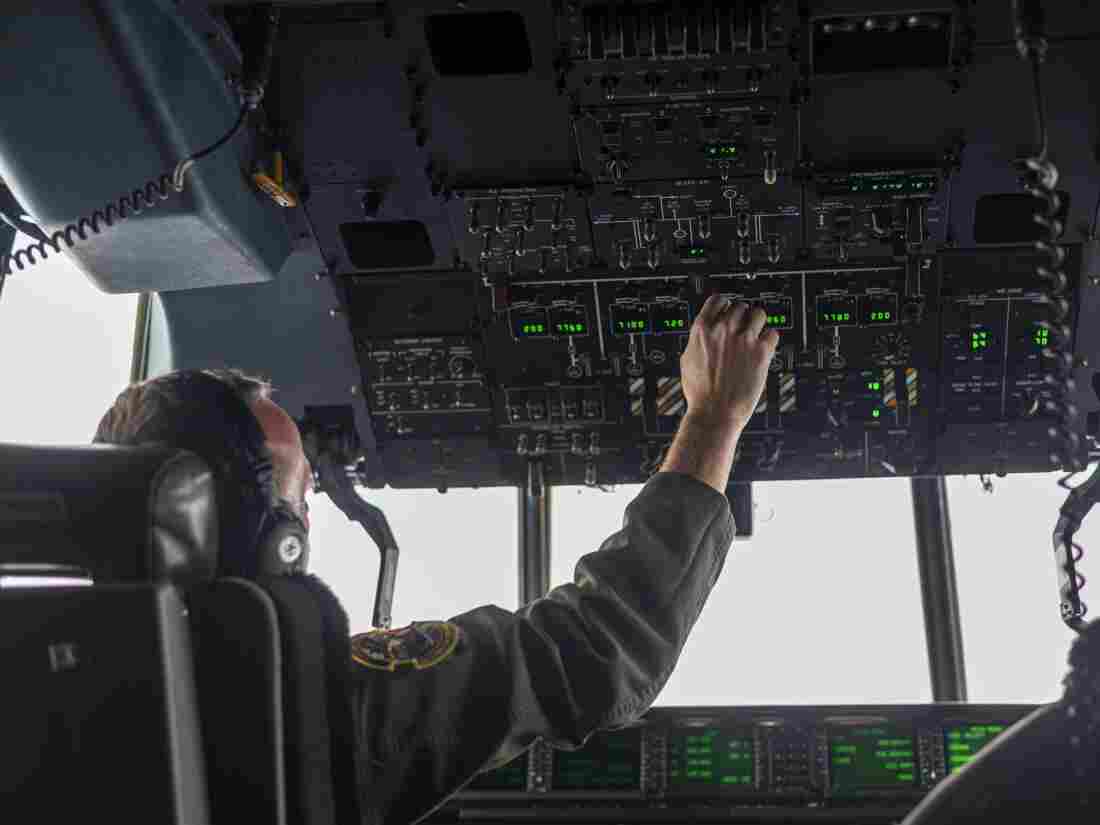 Hurricane Hunters are spread thin heading into Atlantic Hurricane ...