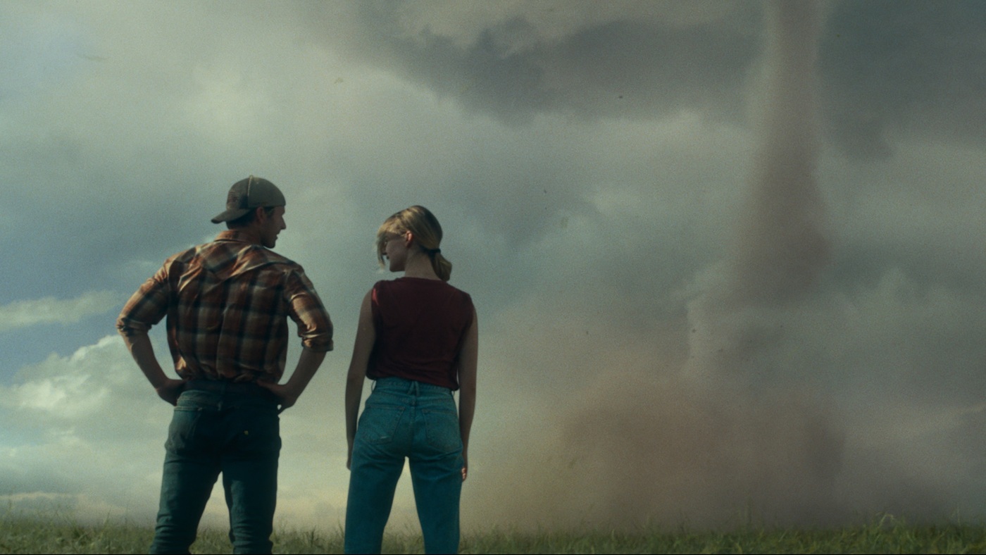 'Twisters' review: This action movie also whips up an old-fashioned rom ...