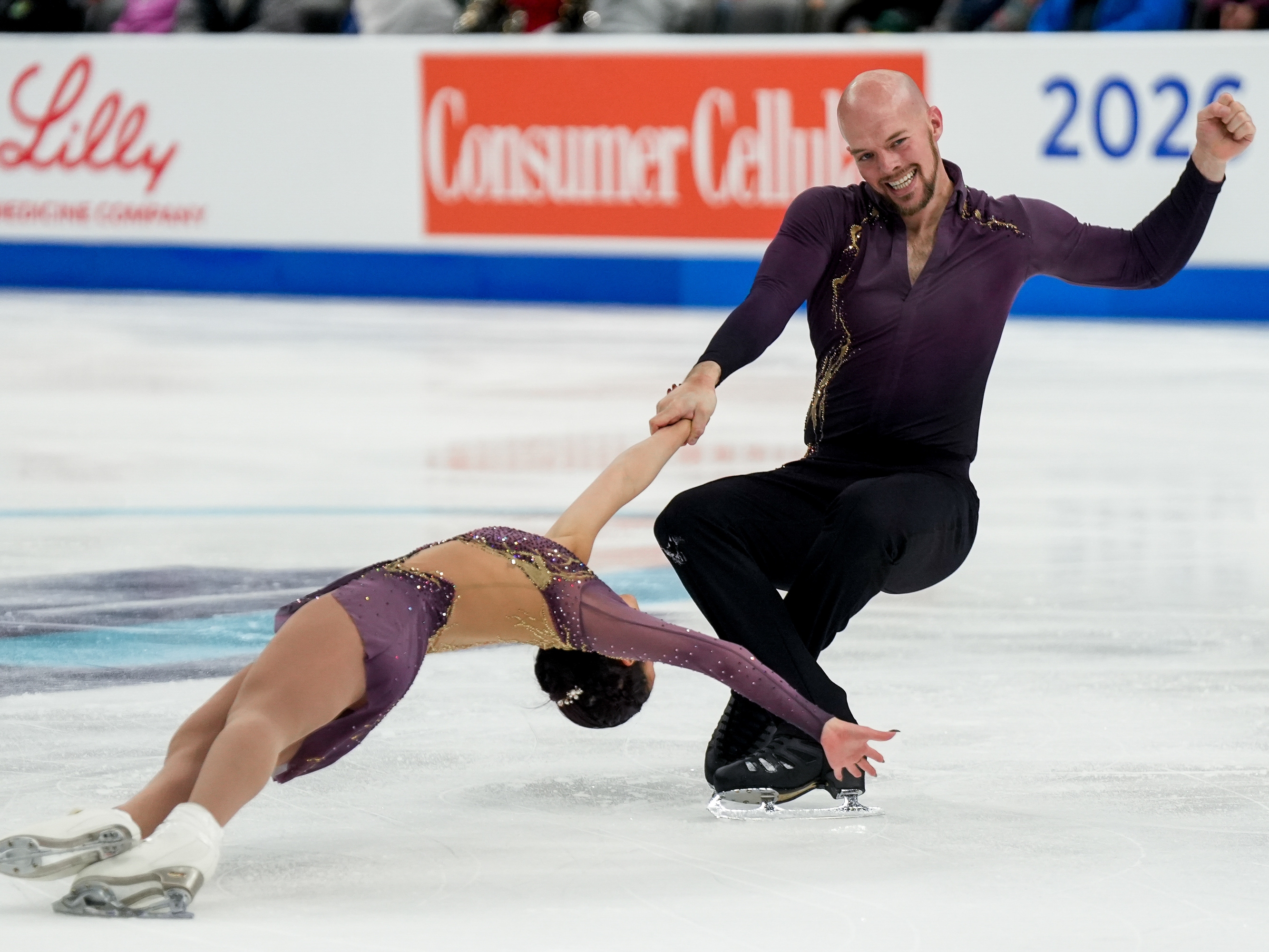 ice skaters exercise