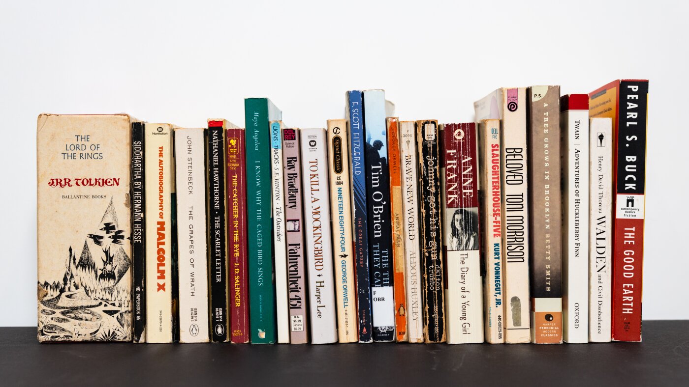 23 books that shaped you in high school : NPR