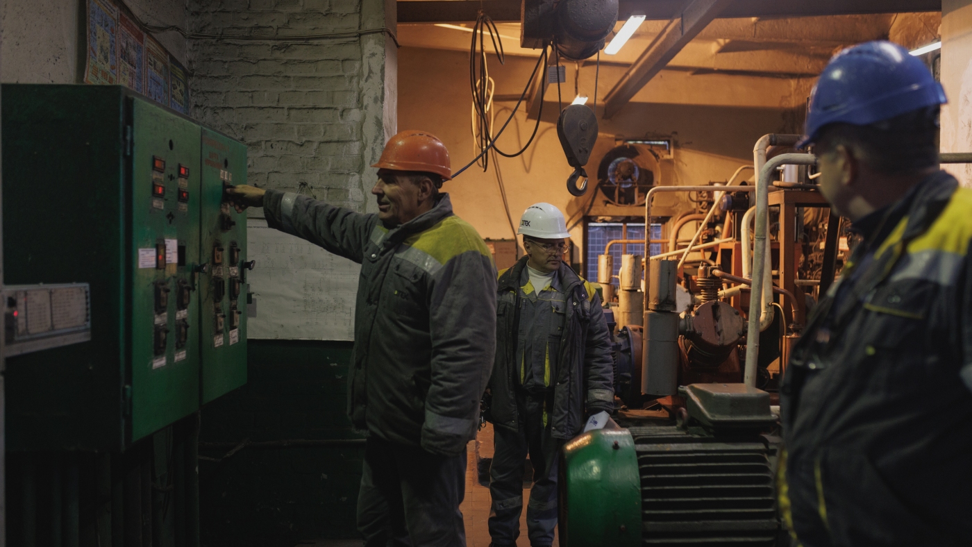 Russia slams Ukraine's energy grid as winter sets in. How one plant ...