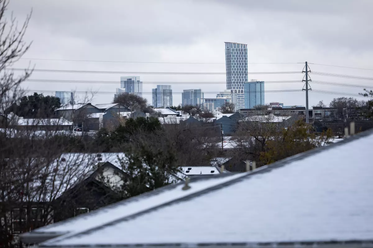 Texas grid weathers winter storm, unlike 2021 blackout – Houston Public ...