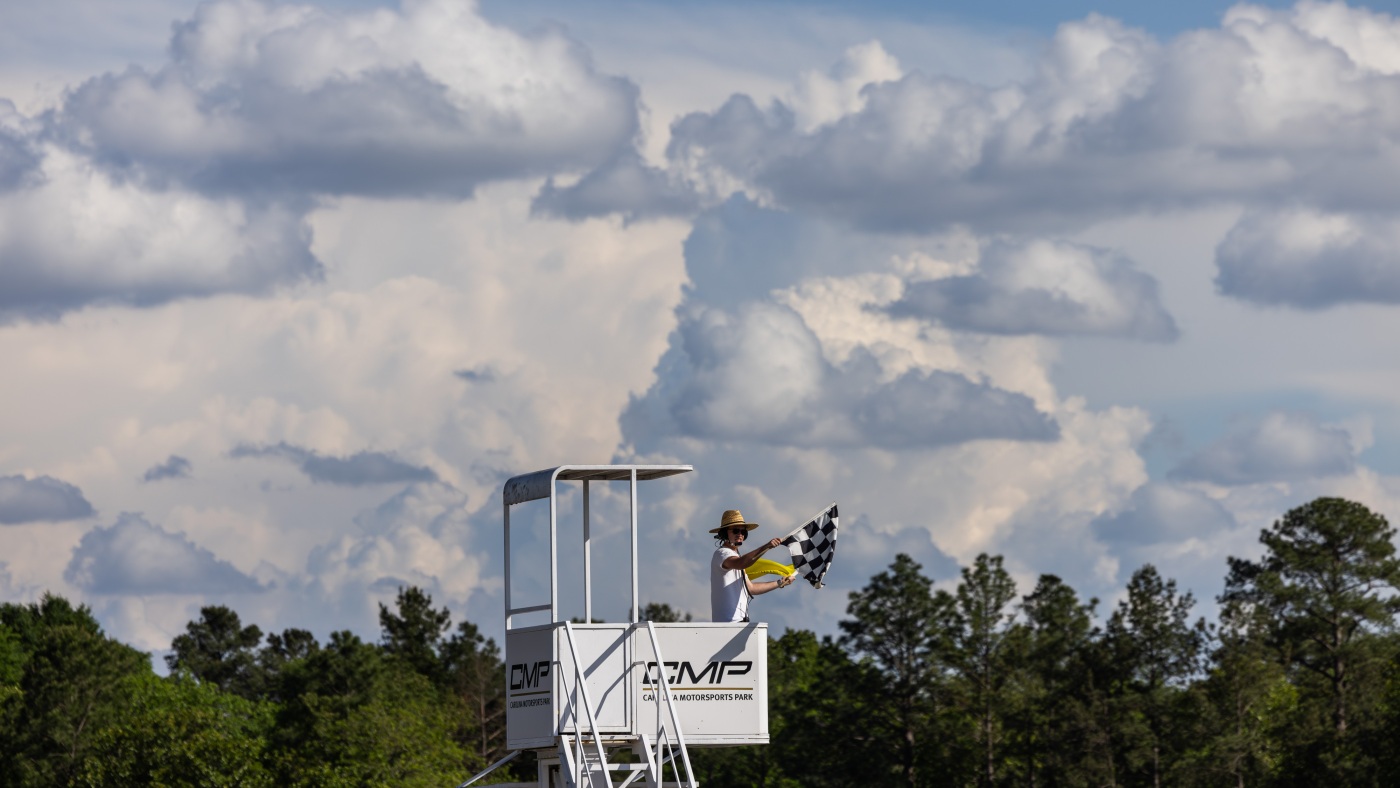 24 Hours of Lemons: Endurance car race features $500 vehicles : NPR