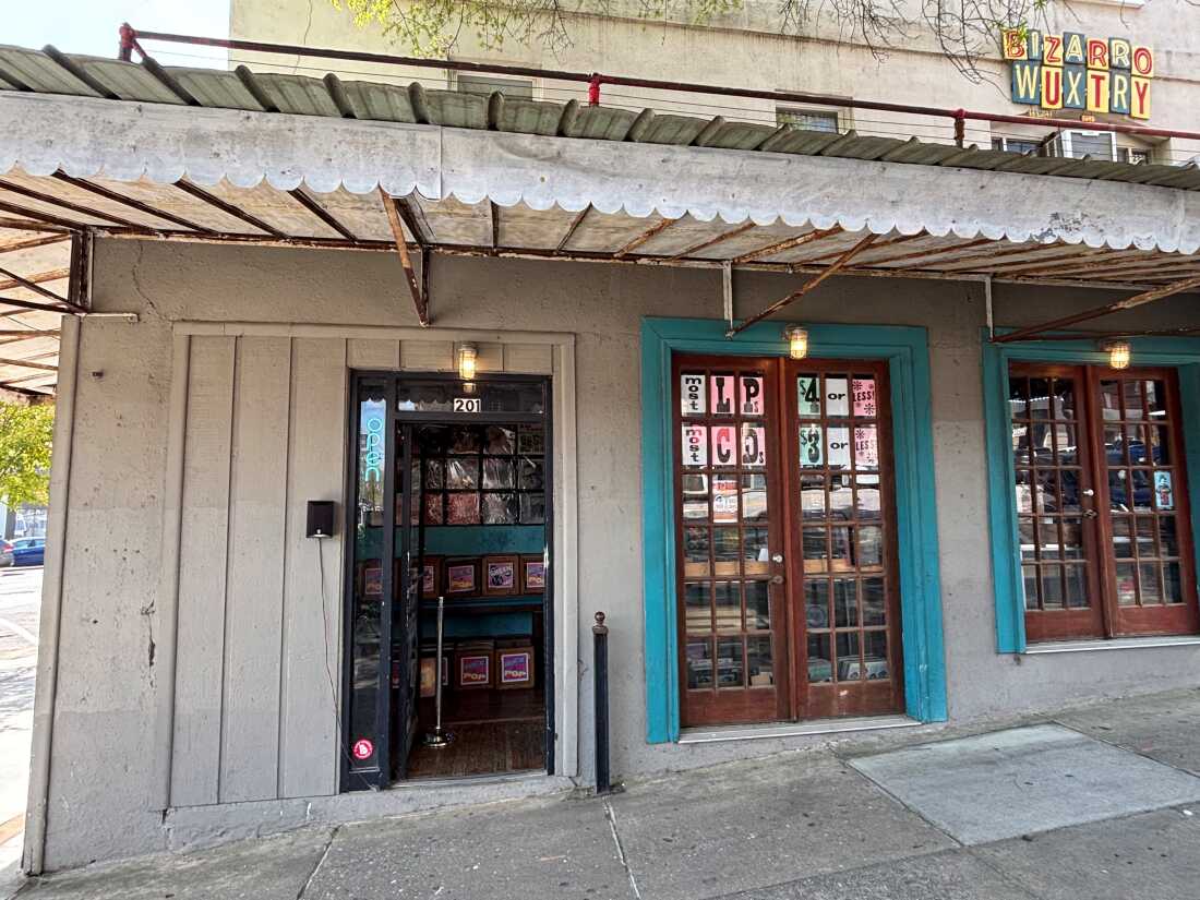 Athens Georgia welcomes R.E.M. fans 45 years after the band started ...