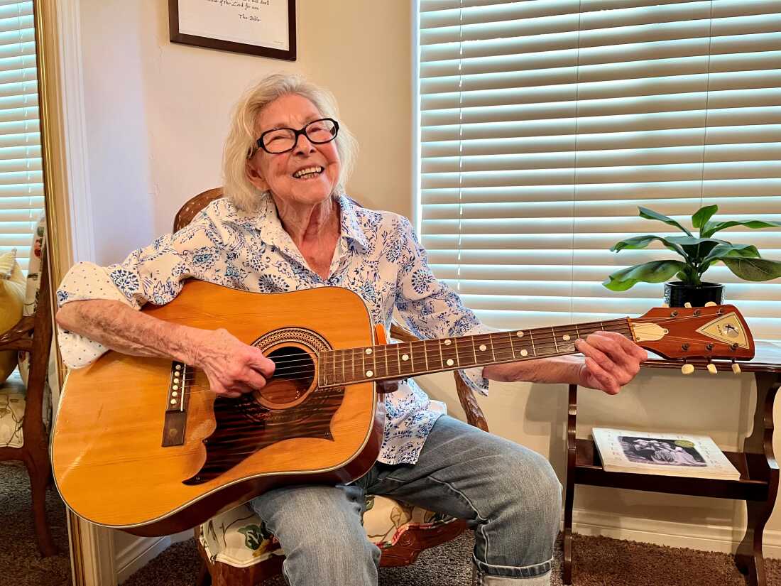 The story of the American migrant — from Dust Bowl to a new life : NPR