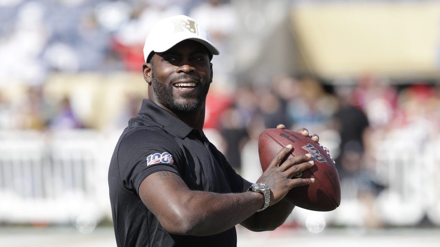 Michael Vick says he will be the new head football coach at Norfolk ...