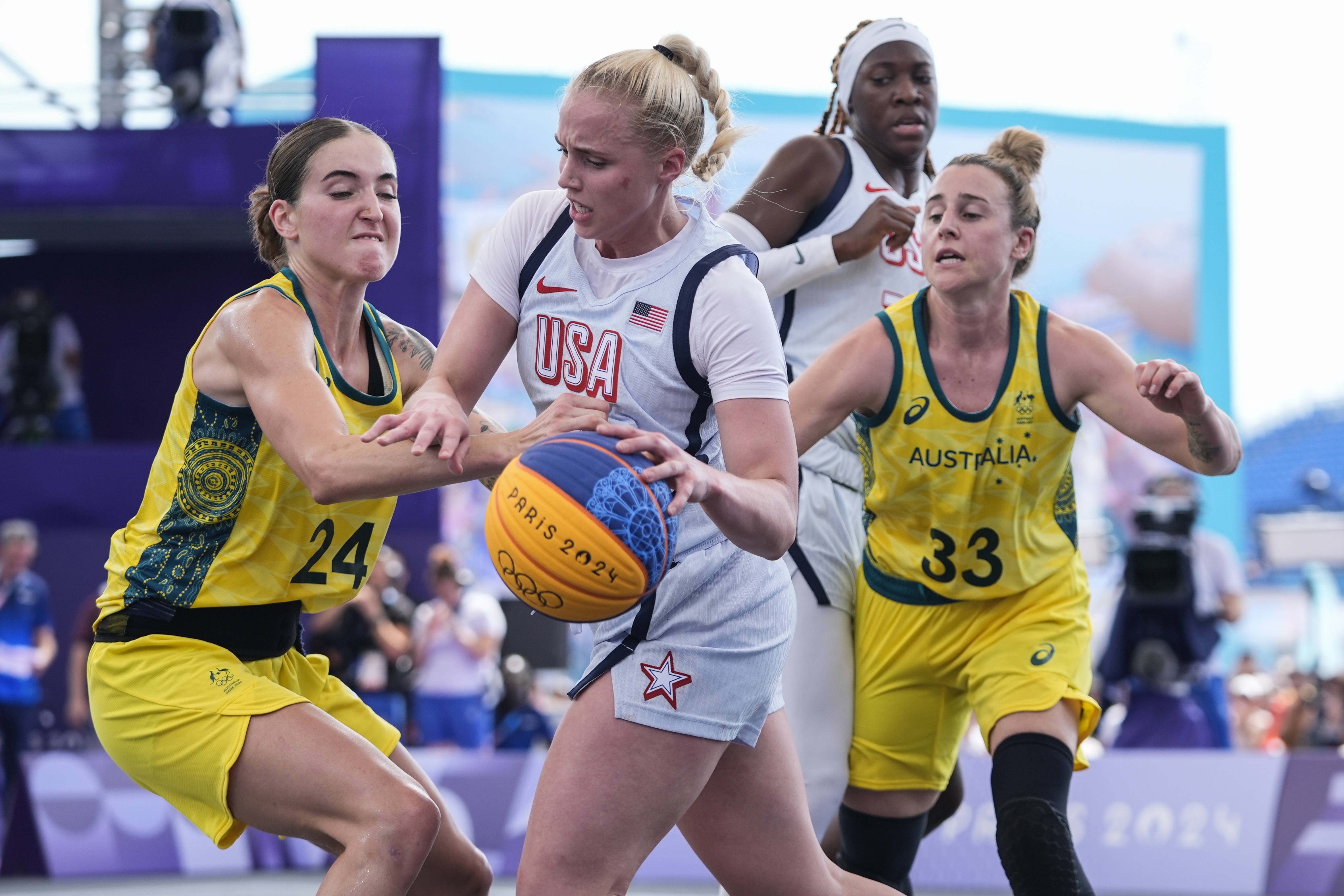 BLK ALERTS - Defending champion Team USA women remain shockingly ...