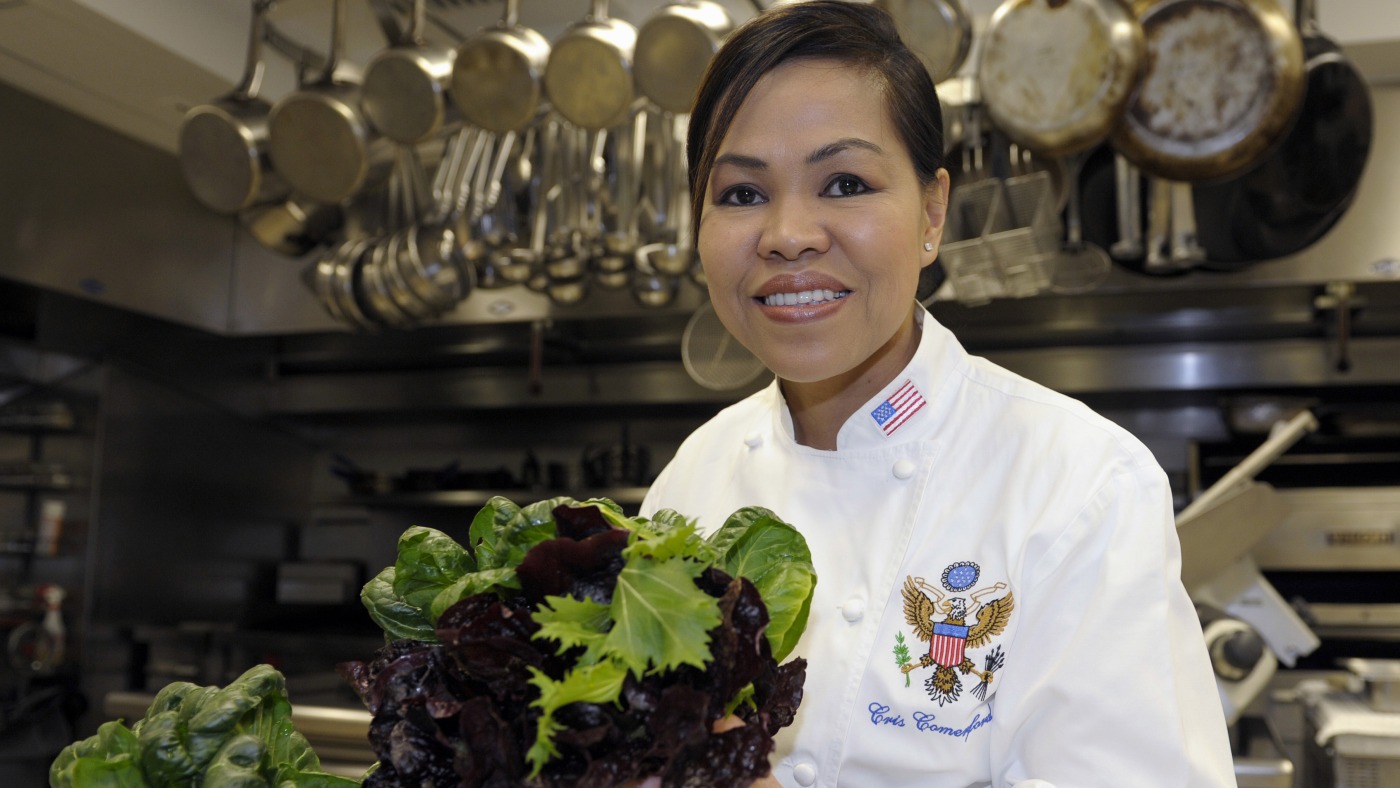 What does a busy president want to eat? This White House chef knows : NPR