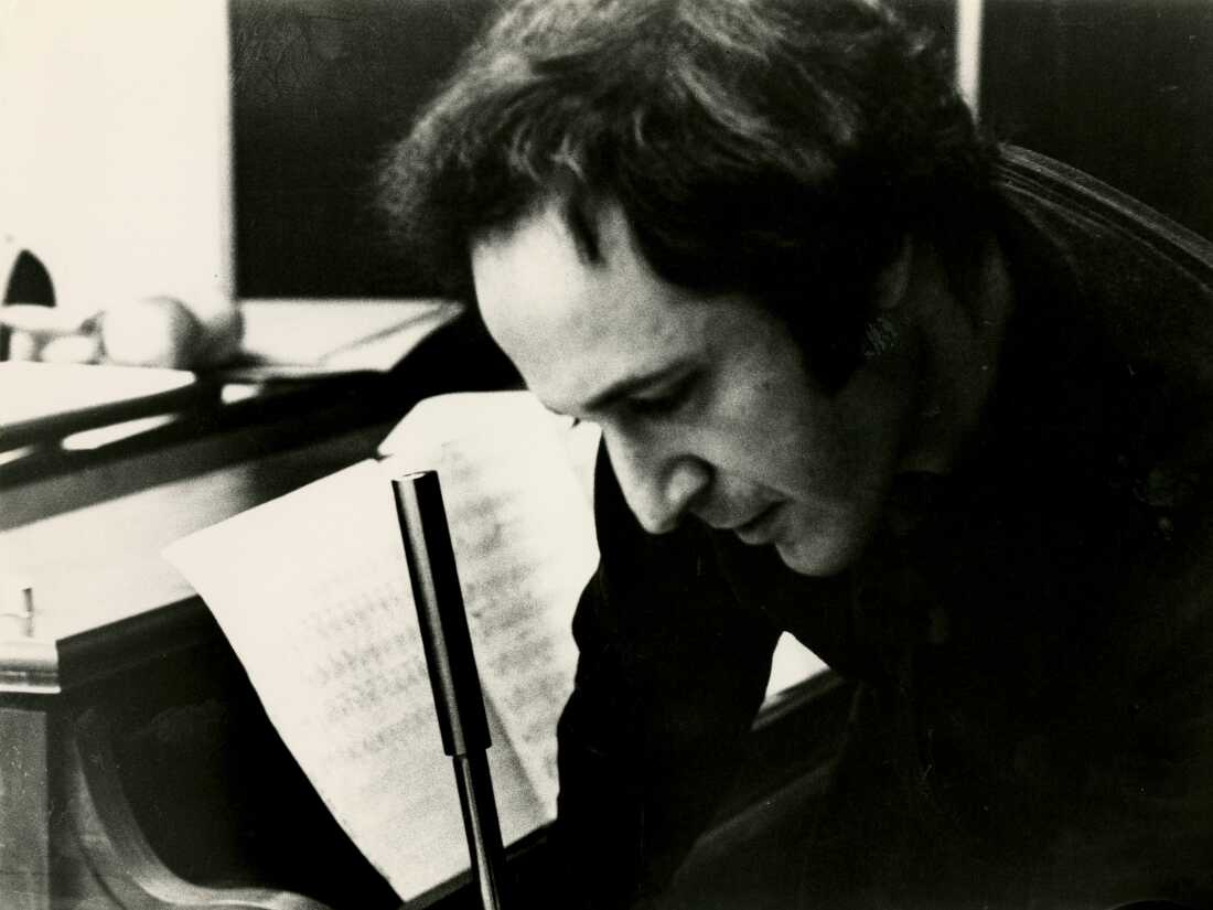 Steve Reich has always been able to hear the pulse : NPR