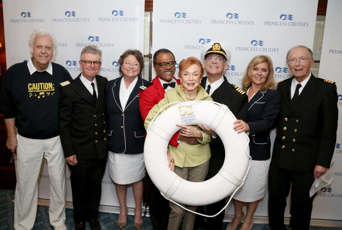 Jack Jones, known for singing 'The Love Boat' theme, dies at 86 : NPR