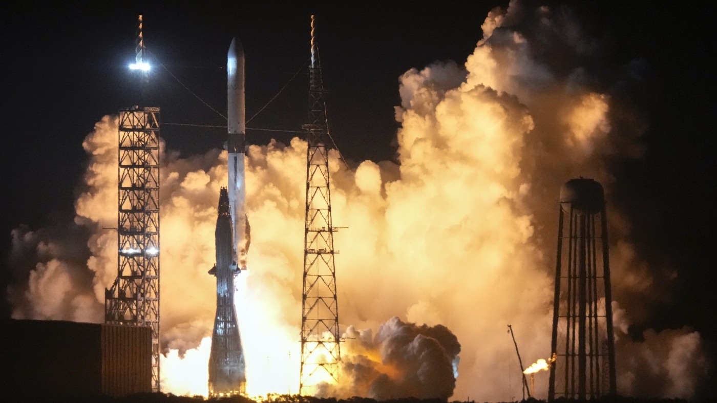 Jeff Bezos' Blue Origin reaches orbit : NPR