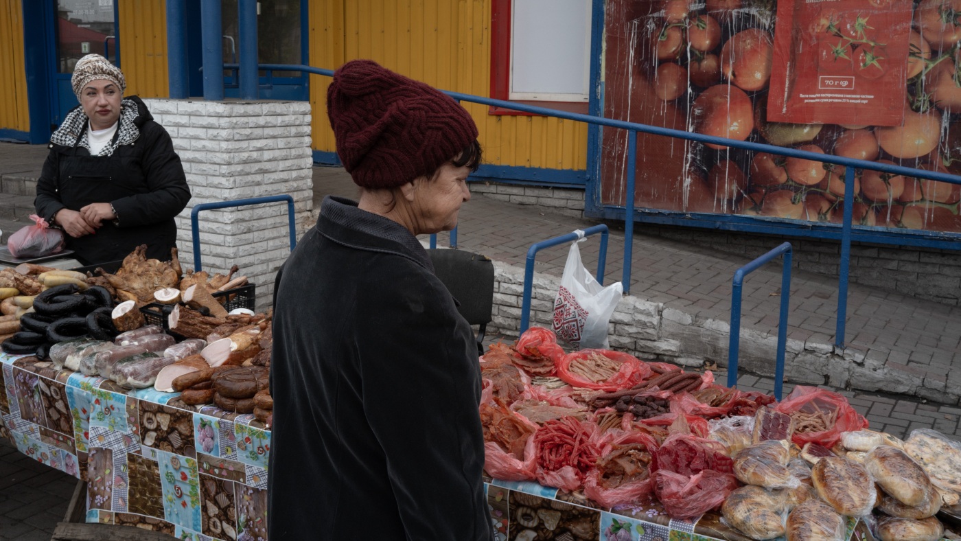 PHOTOS: Ukraine coal mining communities flee Russian attacks : The ...