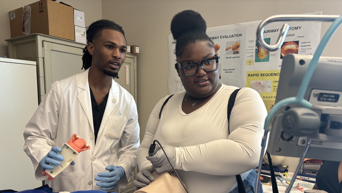 Attacks on DEI threaten med schools' efforts to recruit more Black students : Shots - Health ...