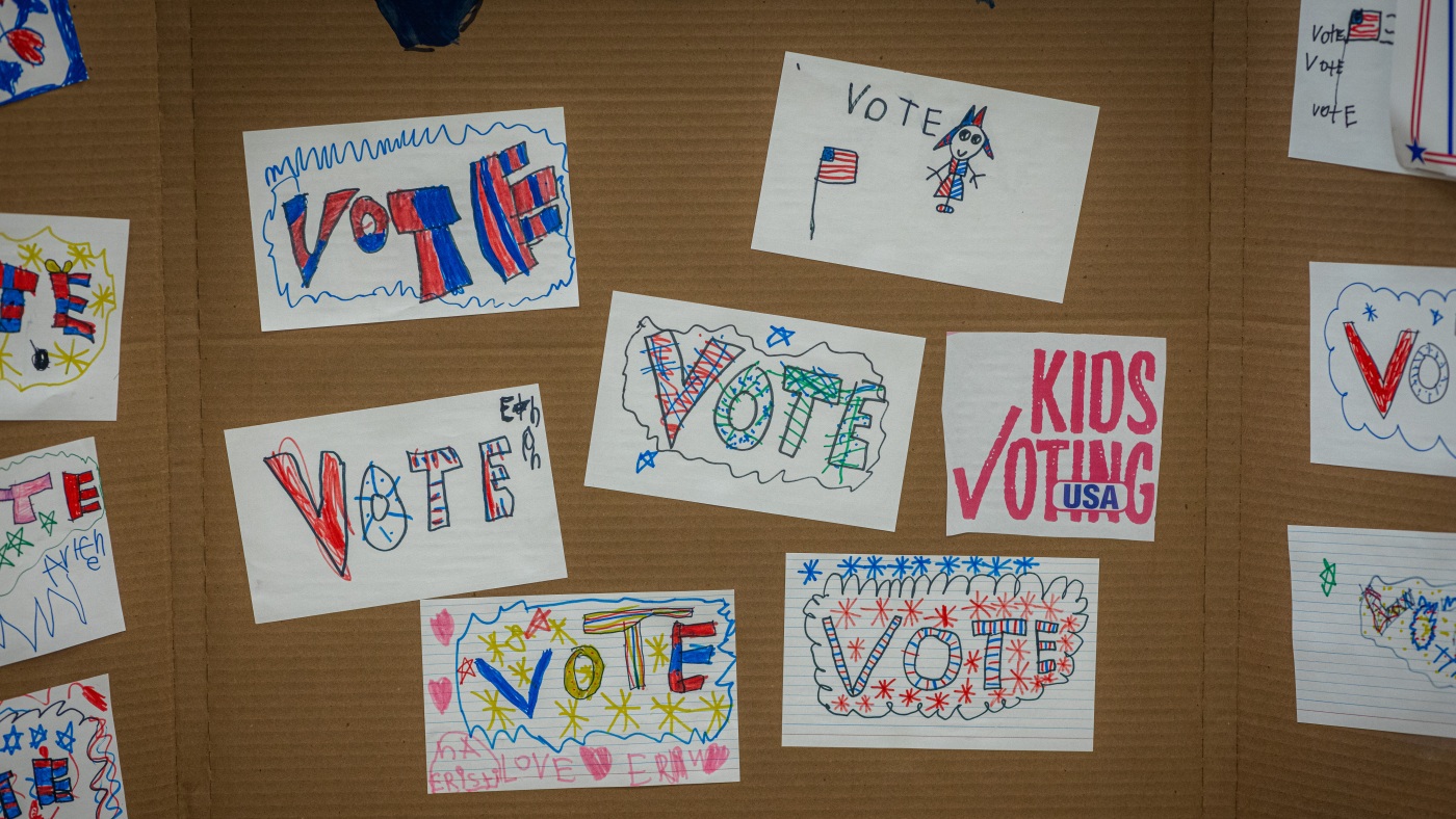 Arizona tribal school election: pizza vs. chicken nuggets : NPR