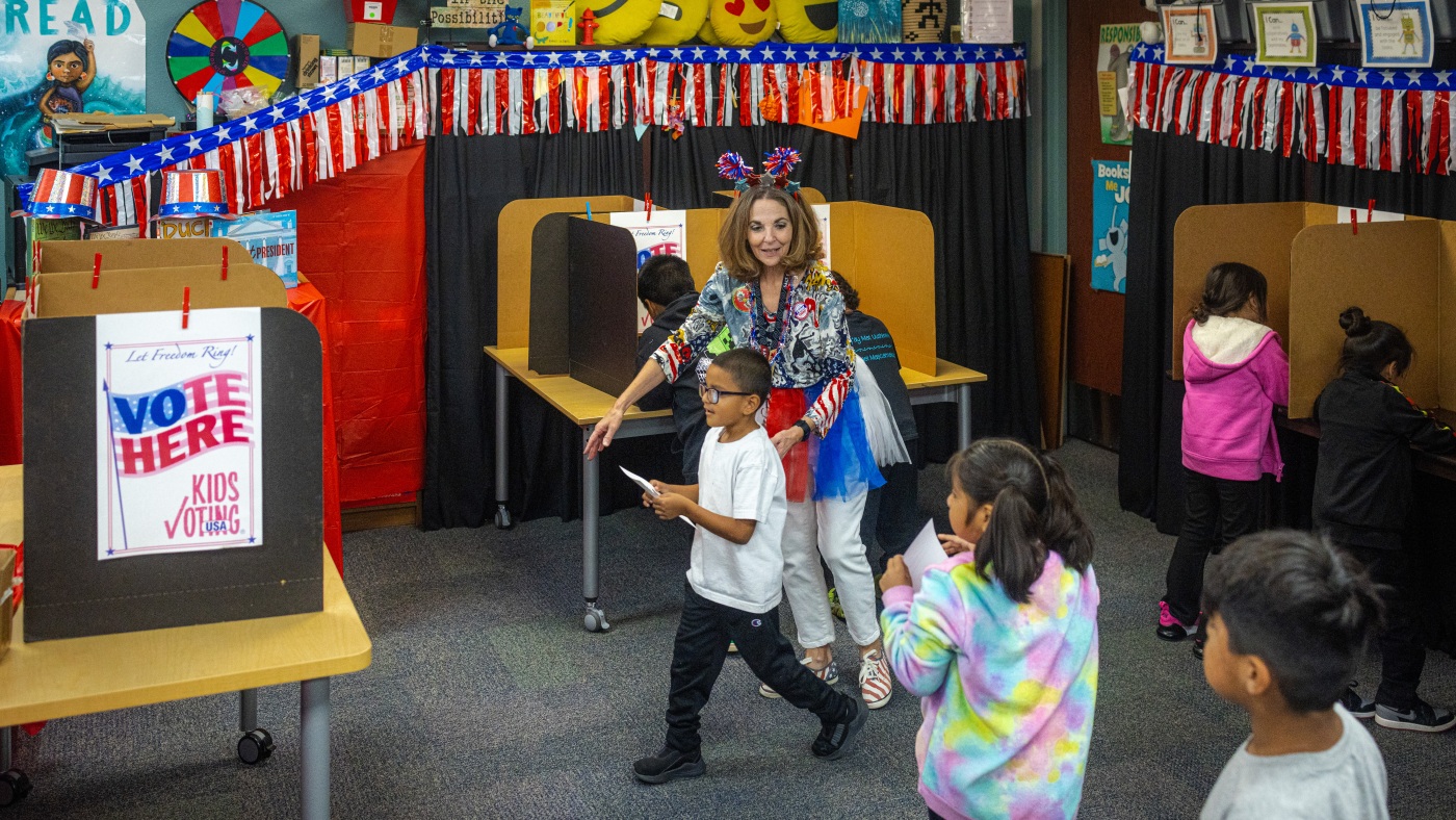 Arizona tribal school election: pizza vs. chicken nuggets : NPR