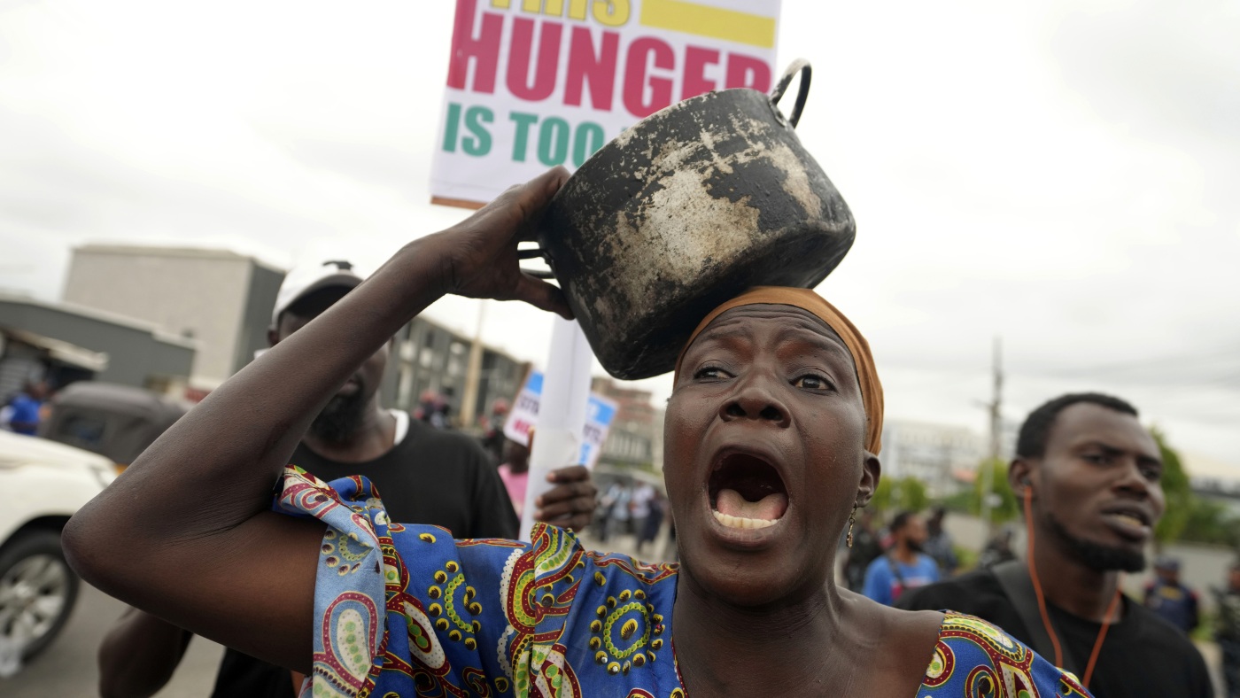 'Enough is enough' : Nigerians take to street in protest over a cost-of ...