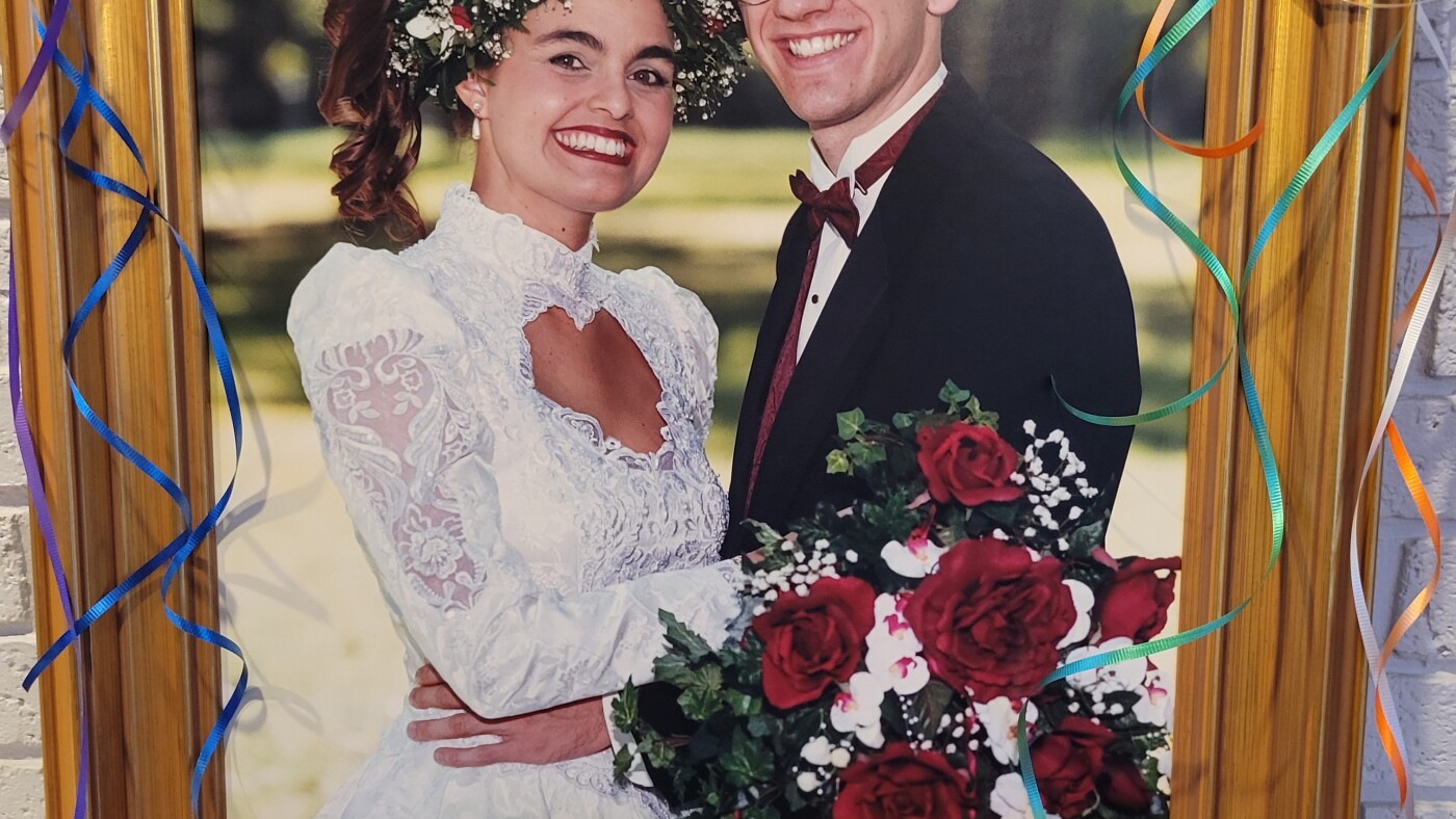 Party City is closing down, leaving memories behind for shoppers : NPR