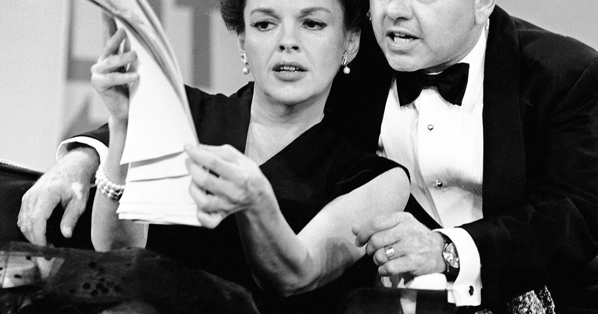 Mickey Rooney, Actor Who Charmed Audiences For More Than 80 Years, Dies ...