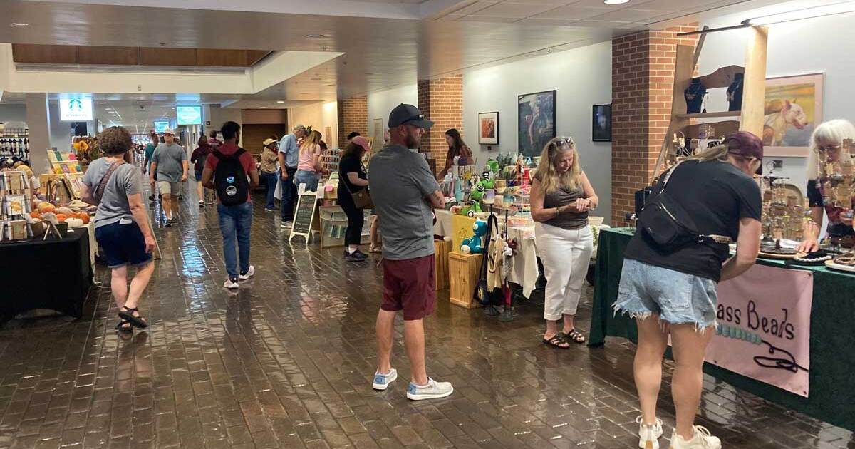 SIU Craft Shop plans workshops, Valentine’s Day sale | WSIU