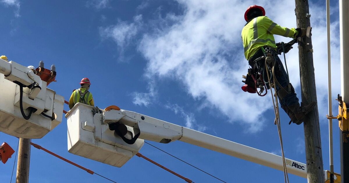 HECO's Public Safety Power Shutoff program begins, leaving residents to ...