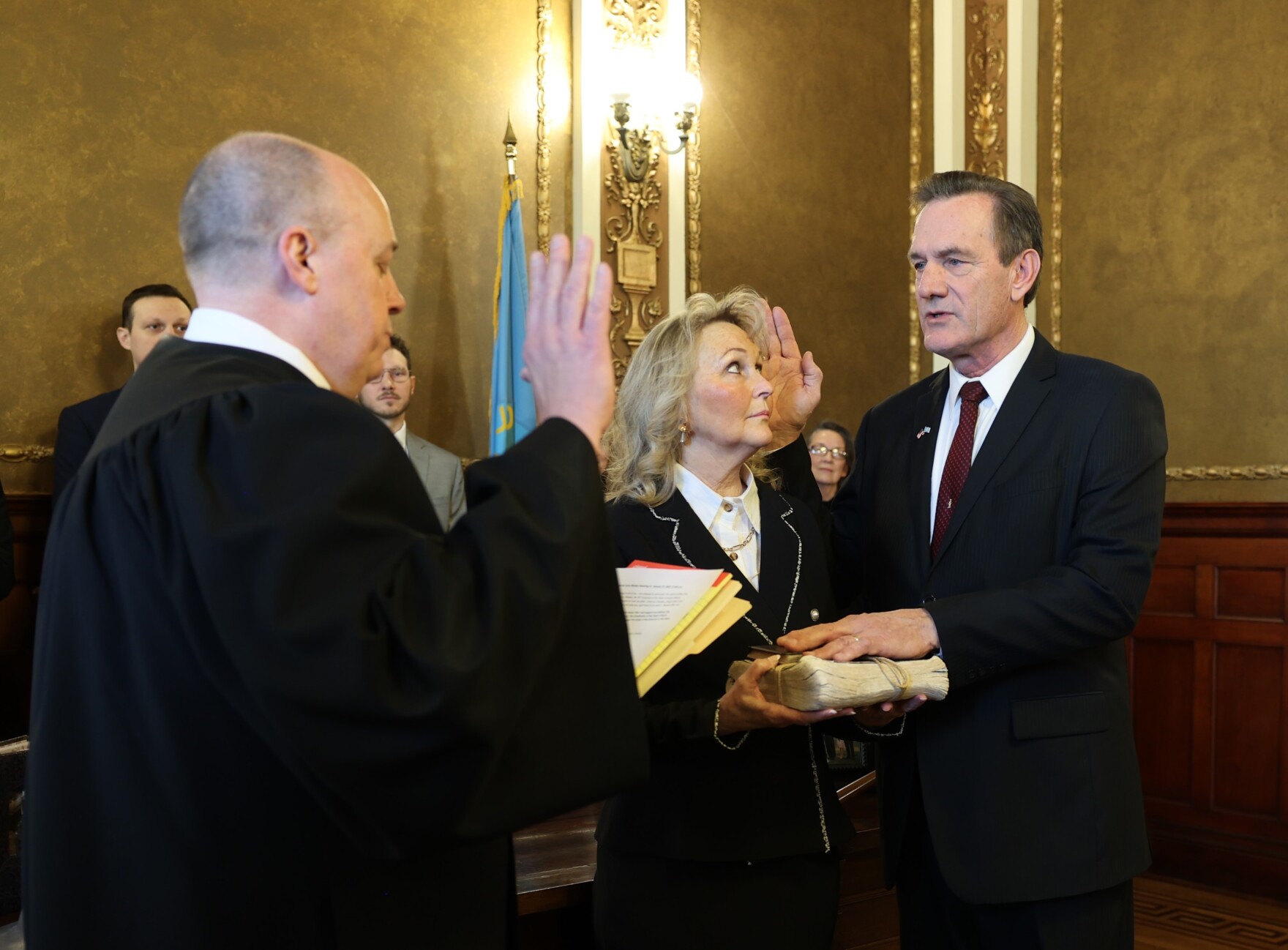 Rhoden sworn in as South Dakota governor | South Dakota Public Broadcasting
