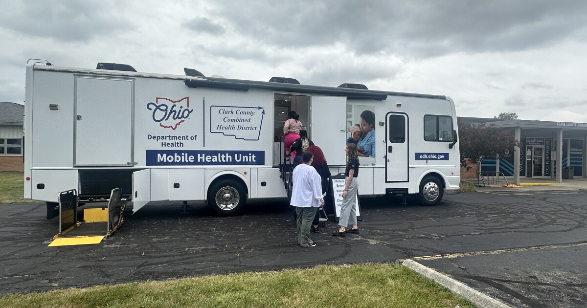 Springfield's newest mobile health unit reducing patient backlog | WYSO