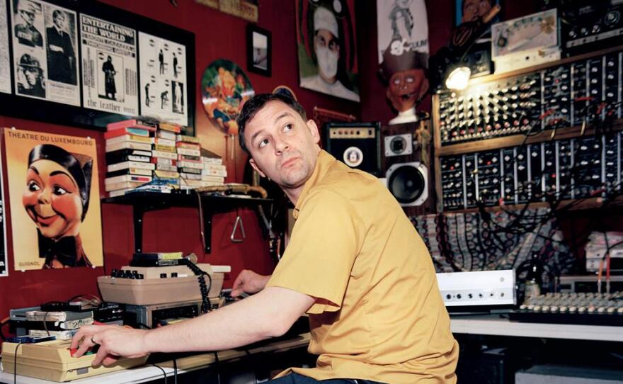 aaron dilloway discogs