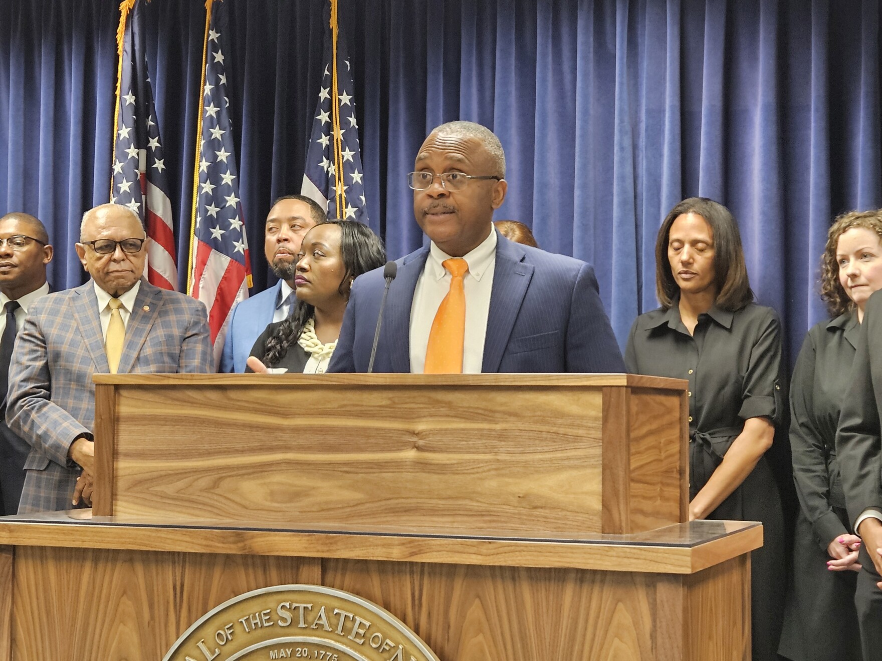 NC Democrats blast Republicans' lack of progress on a new state budget ...