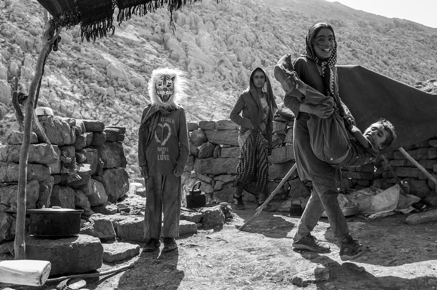 PHOTOS: In this nomadic tribe in Iran, the women persevere despite ...