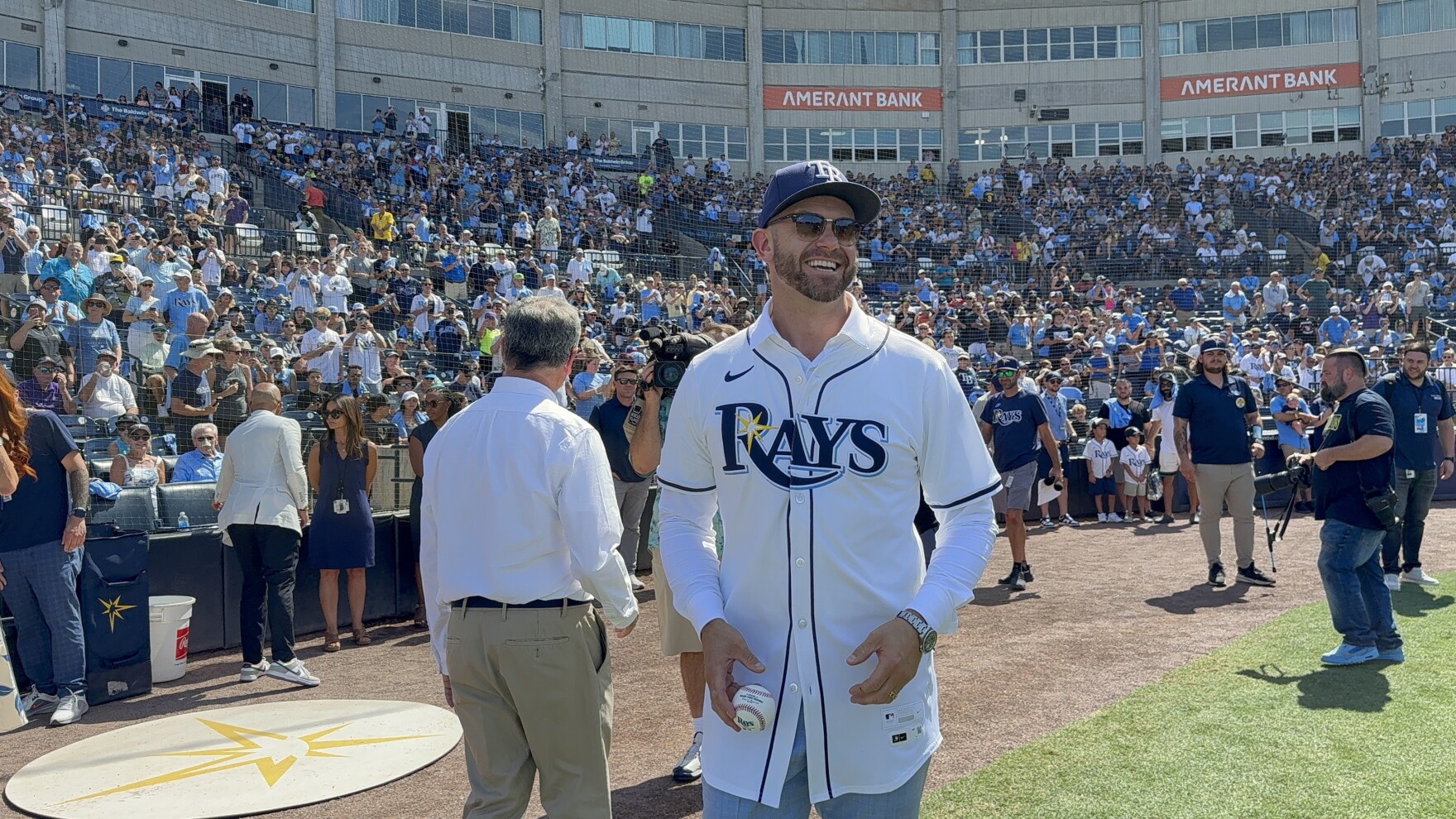 Fans remember Evan Longoria's legacy as he retires as a Ray | WUSF