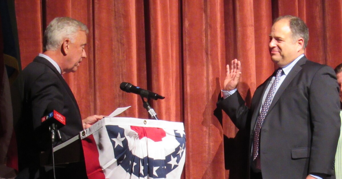 Gerber sworn in as Fairfield's Democratic first selectman