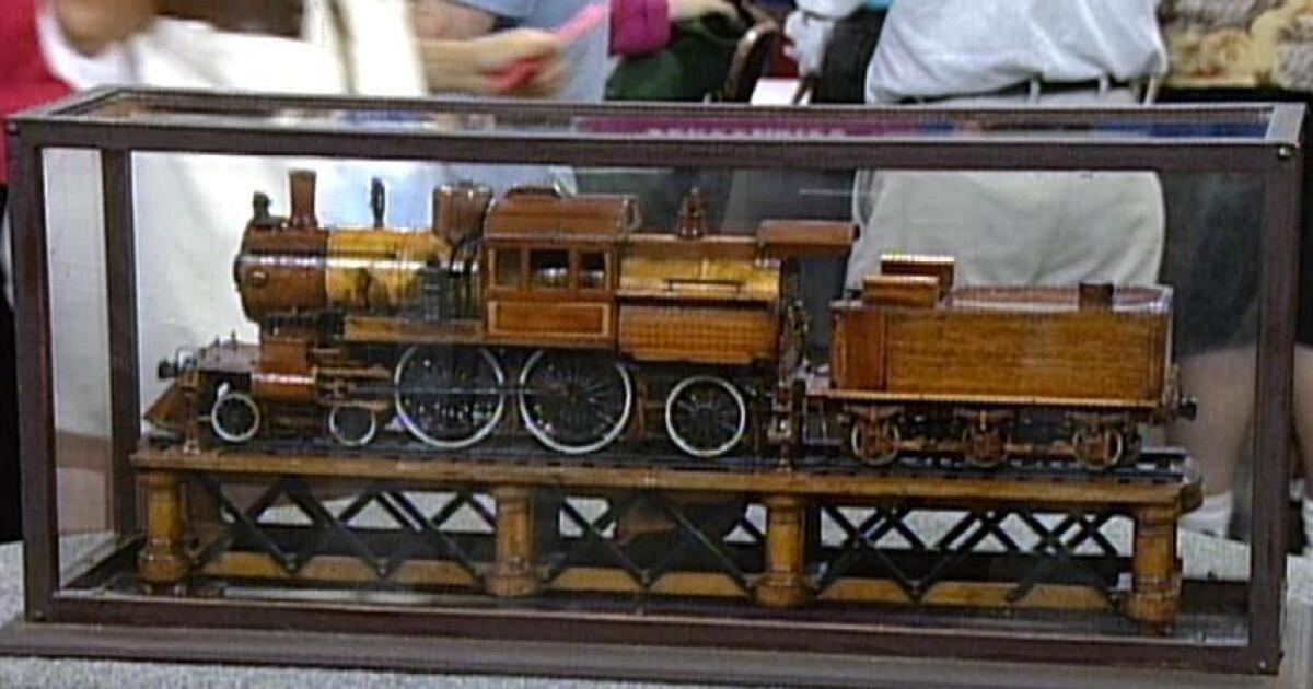 Appraisal: Model "Camelback" Steam Engine