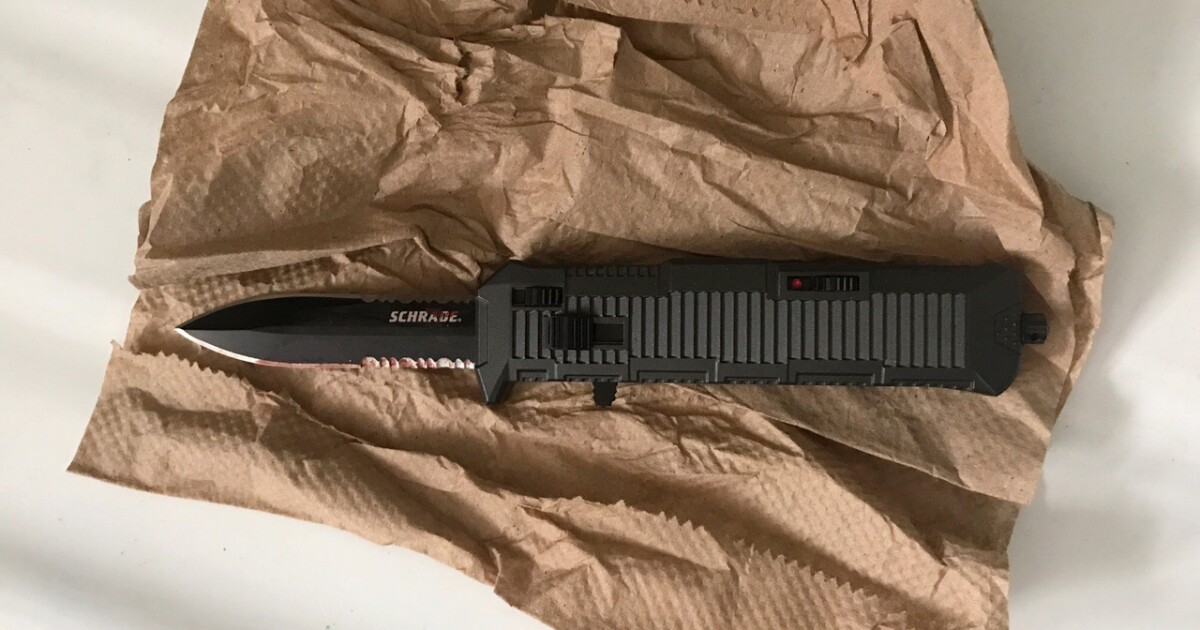 are switchblades legal