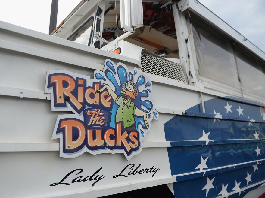 Duck Boat Tour's Final Minutes Chronicled In Preliminary NTSB Report ...