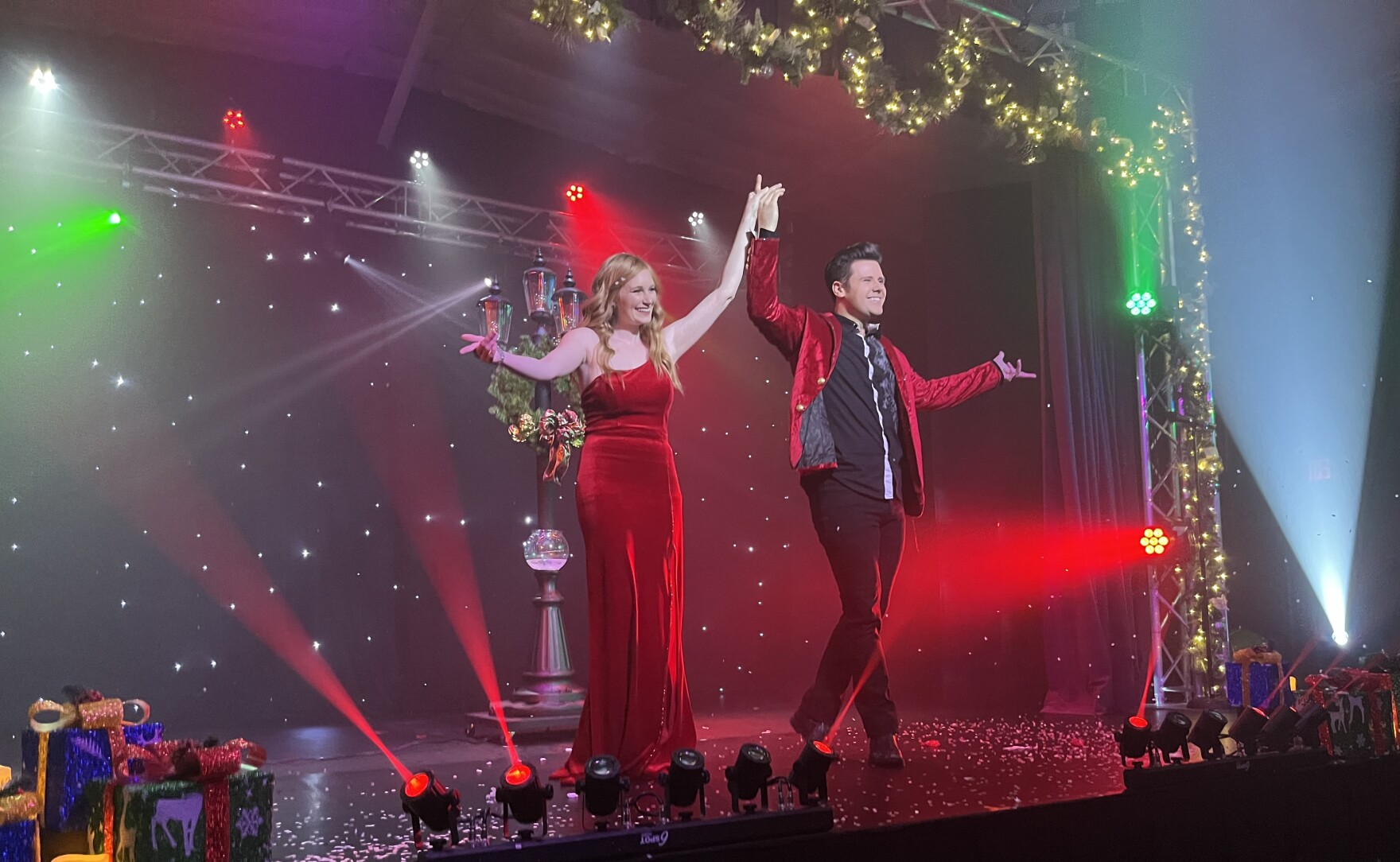 Williamsburg’s Wagsters conjure magic for the holidays