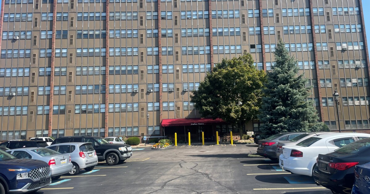 Crafton affordable apartments to get energy-efficient upgrade | 90.5 WESA