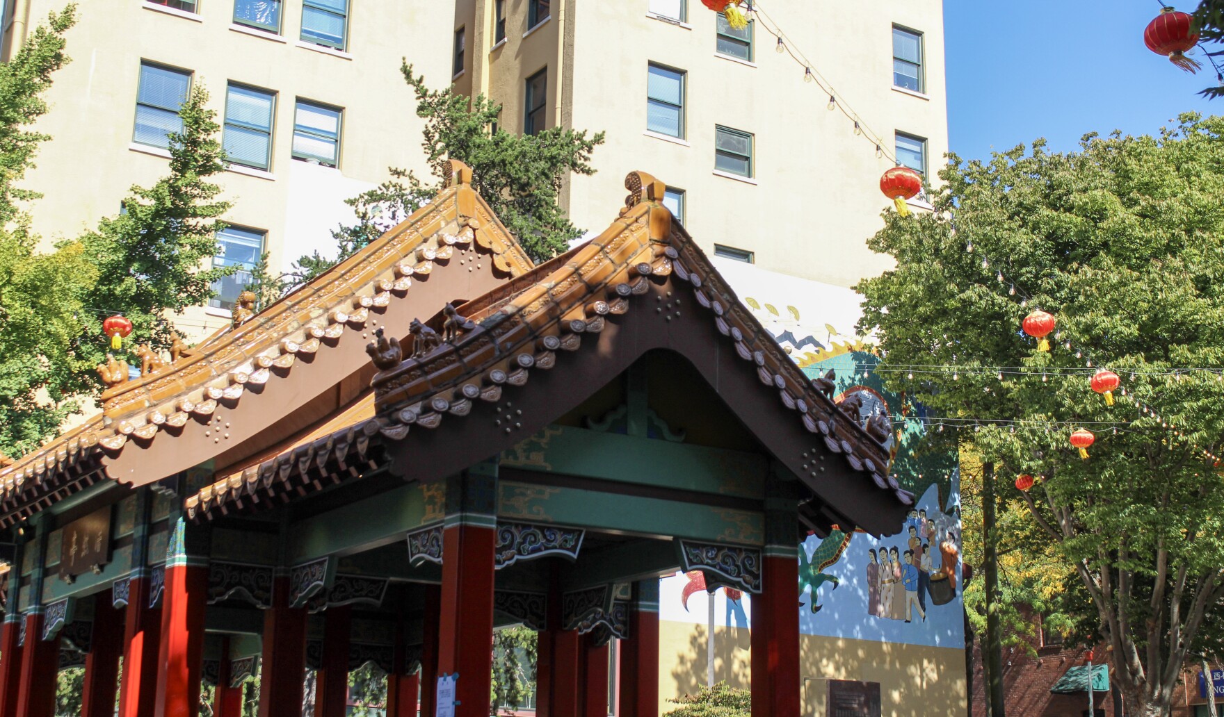 Night Market comes to Seattle Chinatown International District | KNKX ...