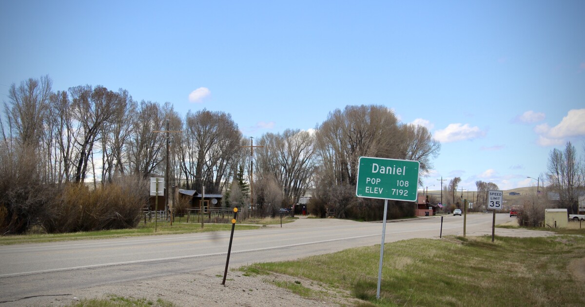 The Daniel, Wyoming wolf torture incident one year later | Wyoming ...