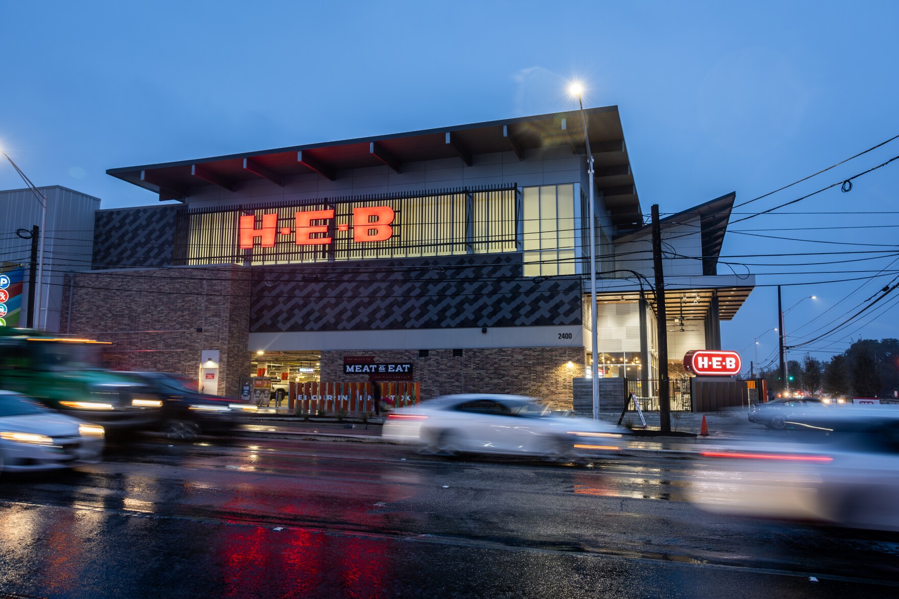 H-E-B South Congress location opens | KUT Radio, Austin's NPR Station