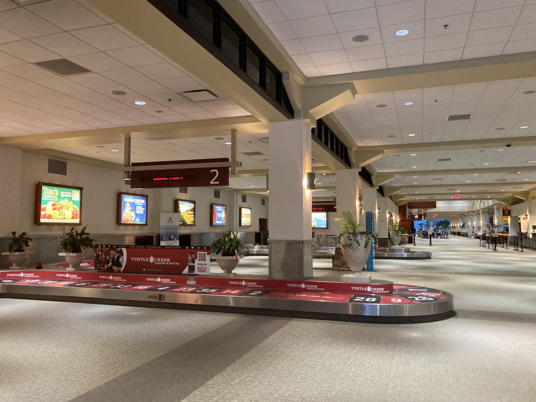 Cherry Capital Airport welcomes new JetBlue flight to Boston ...