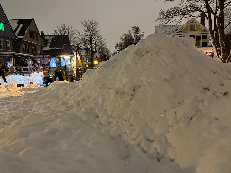 How blizzard stunned even winter-wise Buffalo | WXXI News
