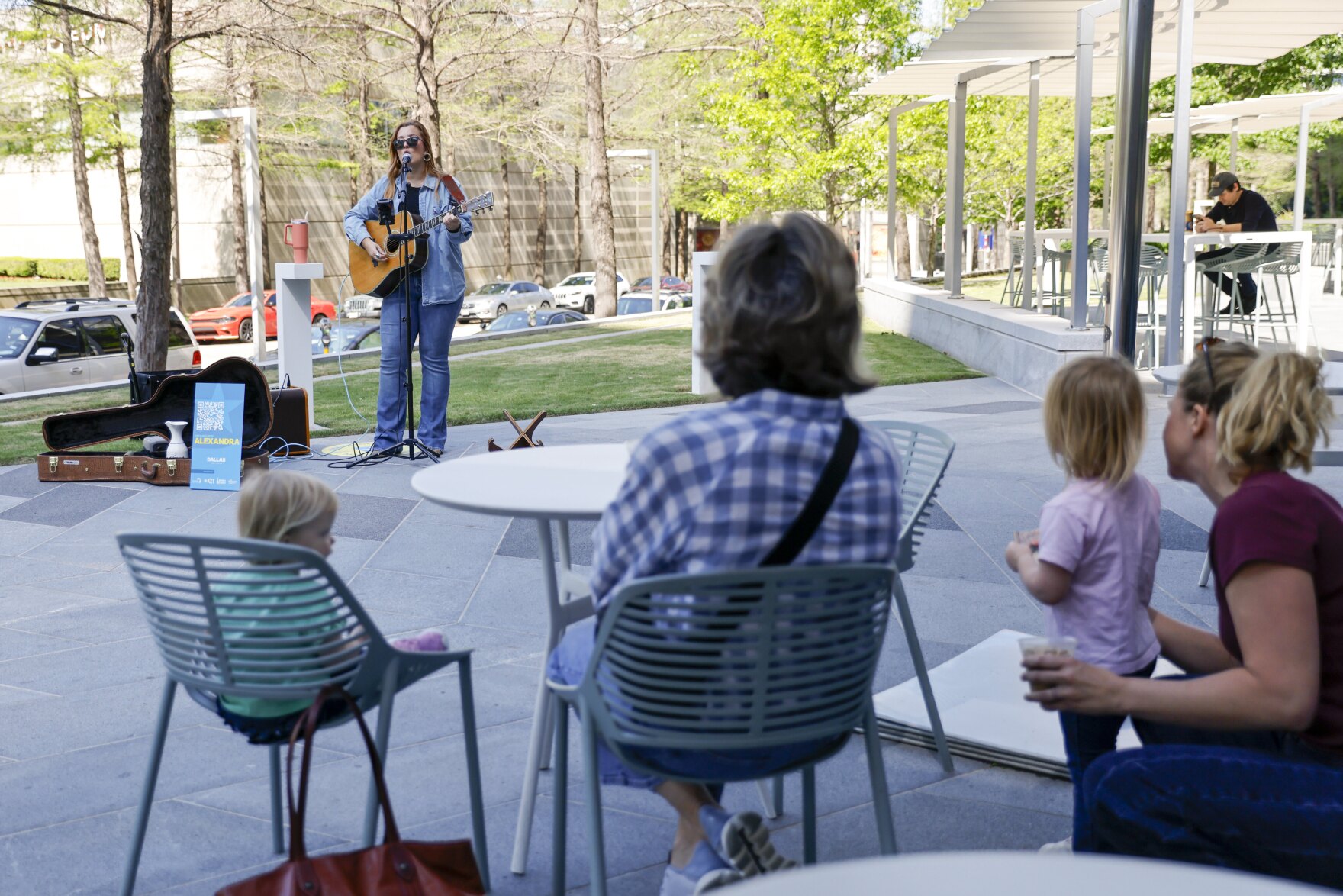 Busking, an iconic NYC hustle, comes to downtown Dallas | KERA News
