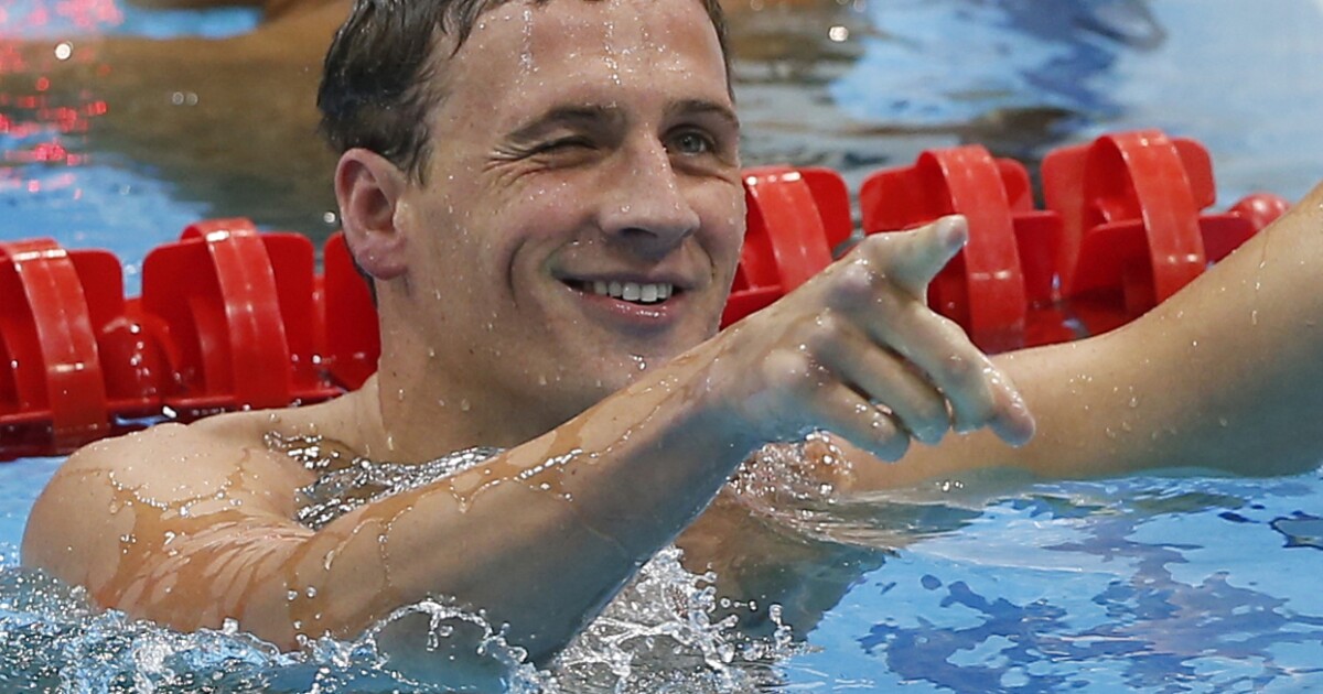 Lochte Cruises To Win Gold, Beating Phelps In The 400 IM | New ...